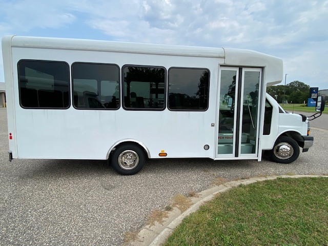 United Bus Sales, Inc - 2024 Chevy 4500 HLE (2) ~ 3202 & 3203
